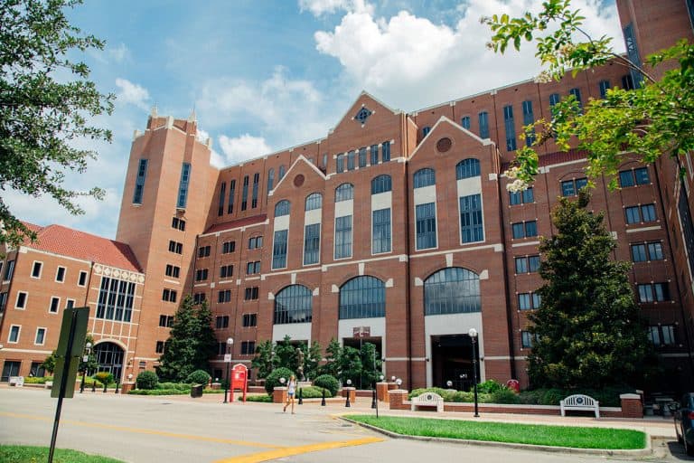 Office of the Dean – College of Communication & Information